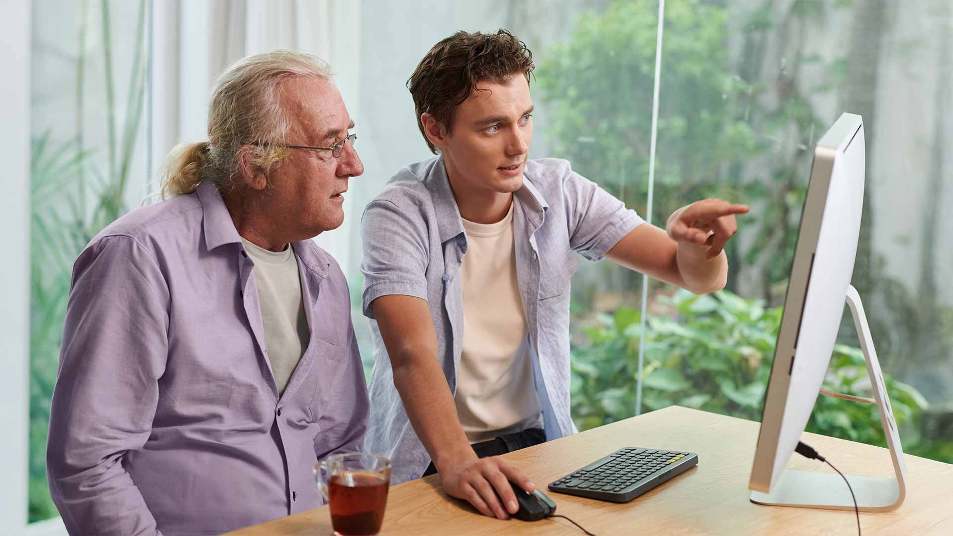 The difference between a co-signer and guarantor: understanding ...